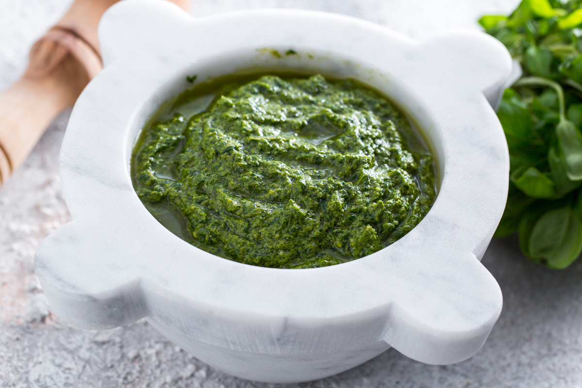 Pesto alla Genovese: A Culinary Odyssey from the Shores of Liguria - e ...